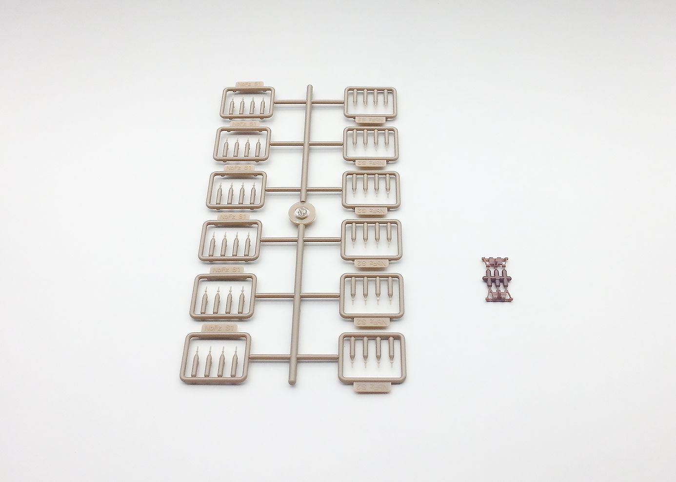 Збірна модель 1/35 PzKpfw NbFz (версії Krupp), Amusing Hobby 35A003 ...