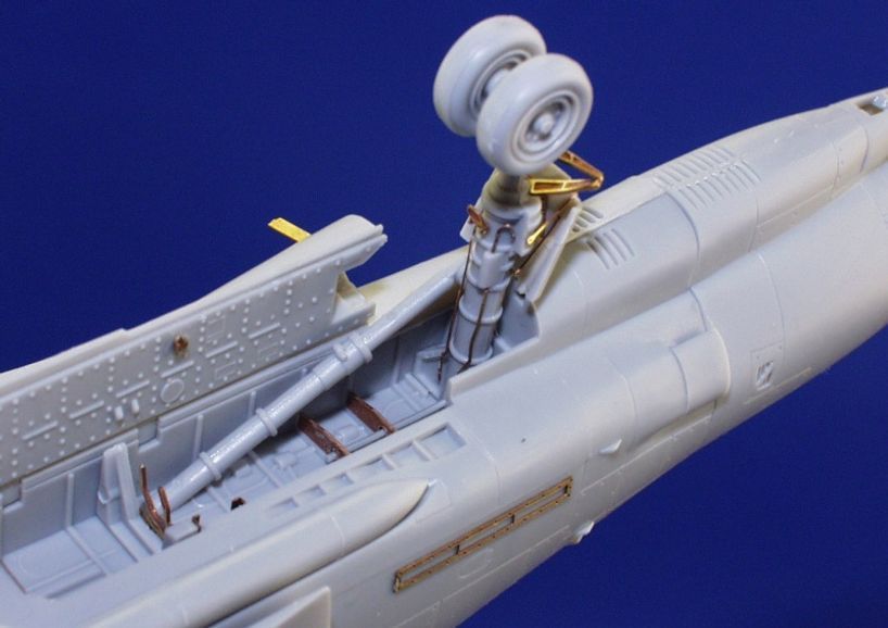 Збірна модель 1/48 F-4E Phantom II Indiana ANG Special + фототравлення ...
